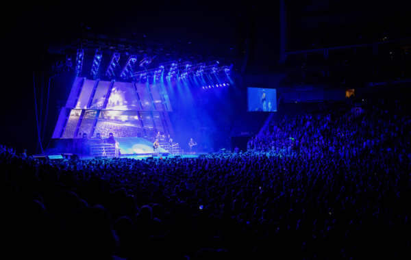 JASON ALDEAN IGNITES HIGH NOON NEON TOUR - Jason Aldean