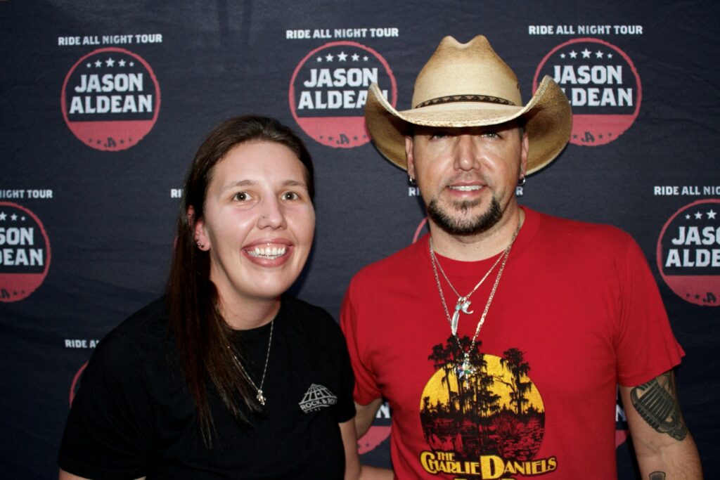 CONGRATULATIONS TO THE ALDEAN ARMY OCTOBER FAN OF THE MONTH - Jason Aldean