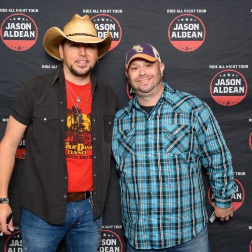 CONGRATULATIONS TO THE ALDEAN ARMY AUGUST FAN OF THE MONTH - Jason Aldean